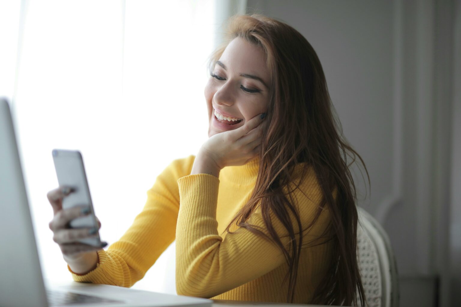 Fansly App: Empowering Creators in the Digital Age